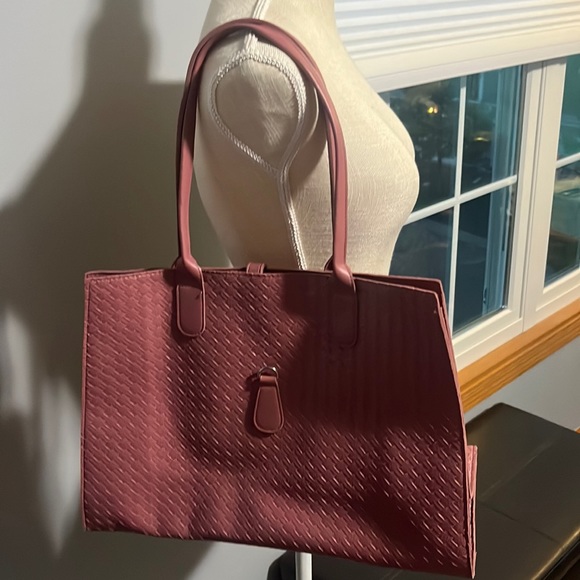 Ulta Beauty | Bags | Lta Beauty Bag | Poshmark